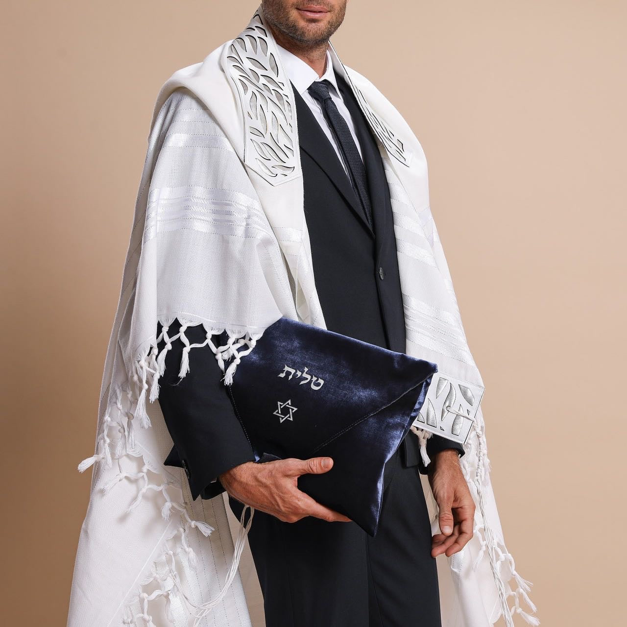 Talit Leaves – Hilda Khafif Modern Judaica